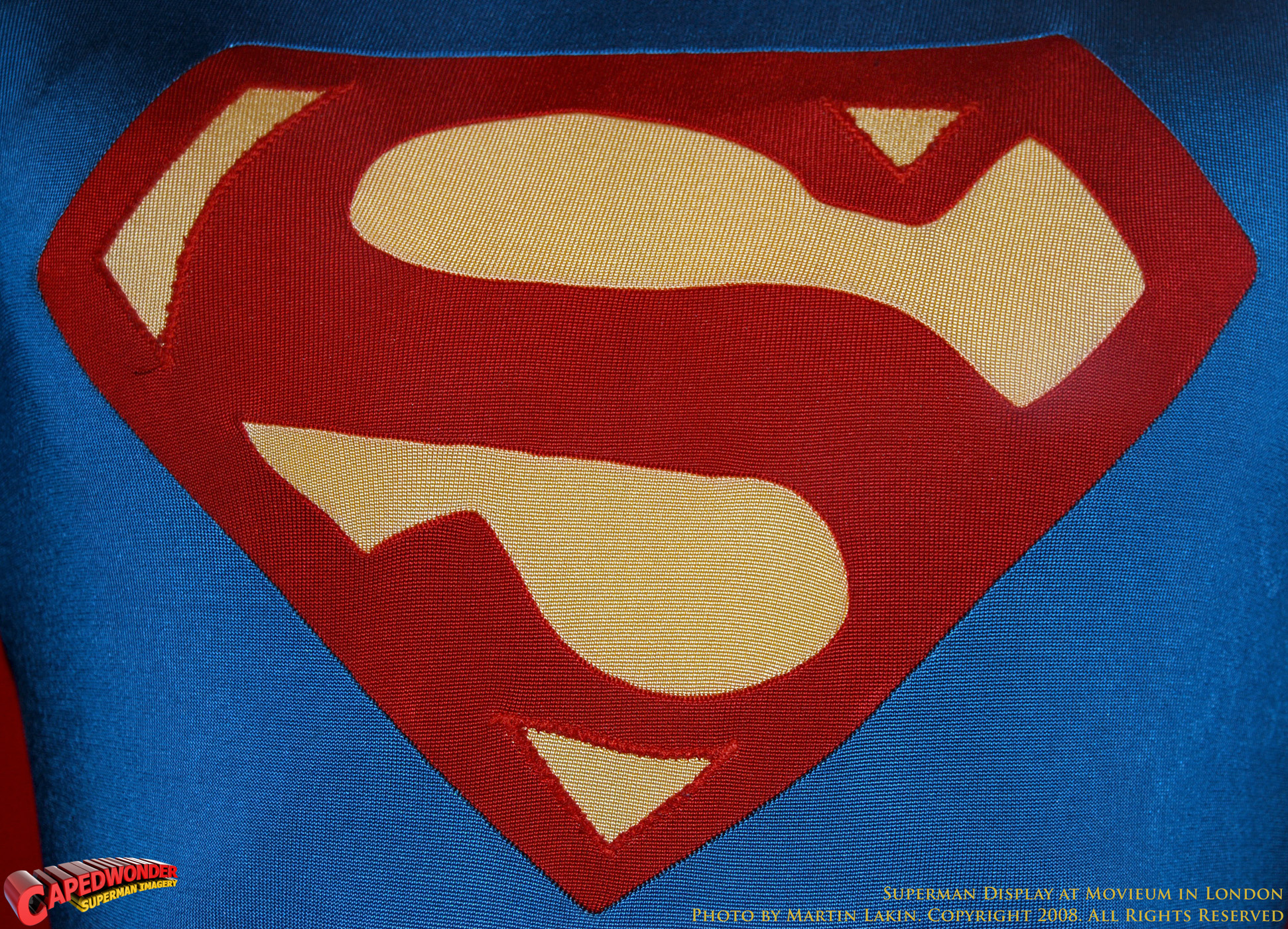 Need advice on sewing Superman crest : r/sewing